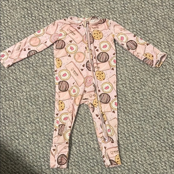 Charlies project | One Pieces | Pink Cookie Print Kids One Piece Crumbl ...